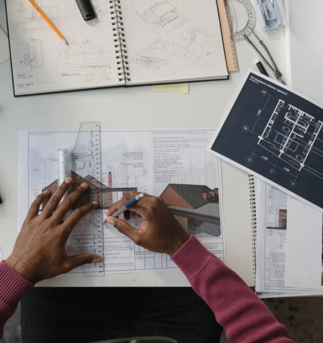 Design - Build - Extrupack